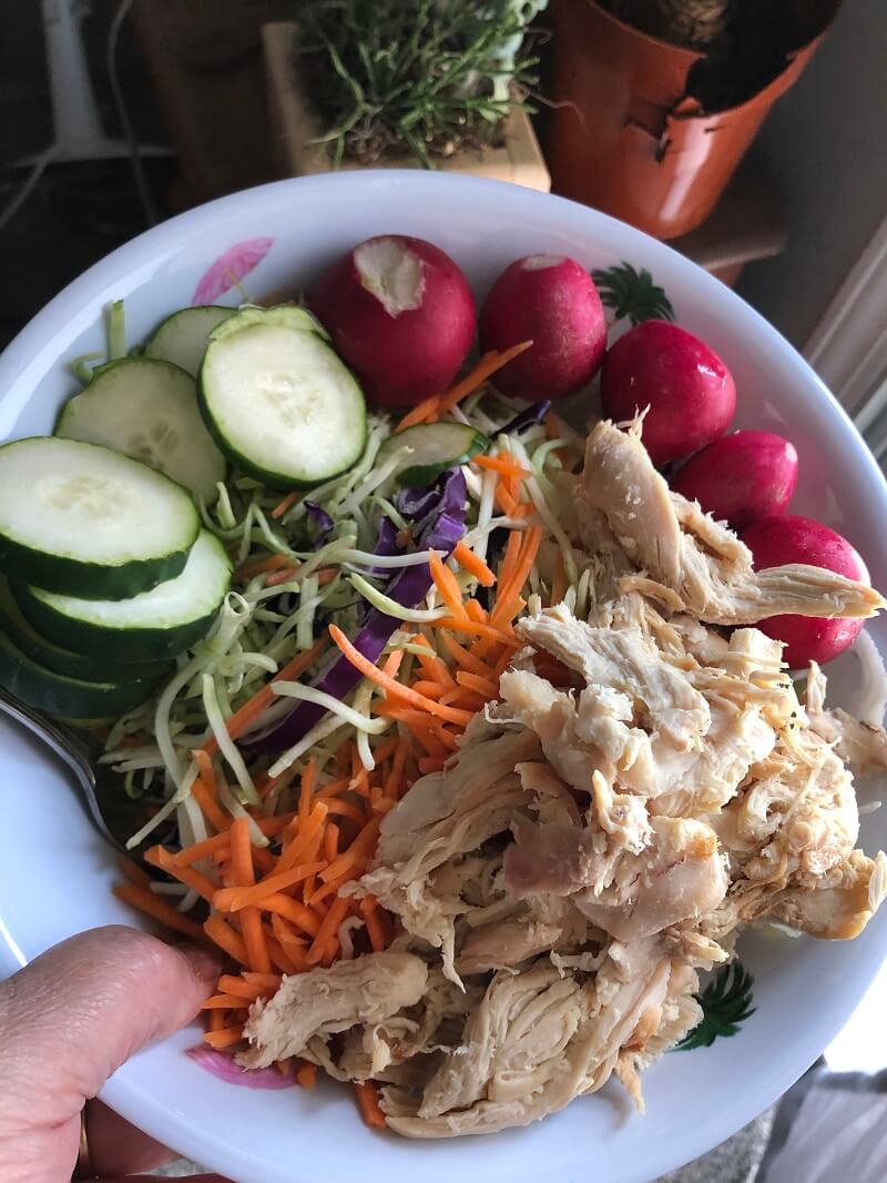 Ridiculously Big Salad Idea Roundup - A Midlife Wife